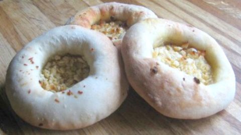 Bialy History and Recipe, Bialystok Kuchen, Whats Cooking America